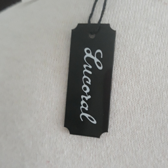 Lucoral | Jewelry | Salenwt Beaded Necklace | Poshmark